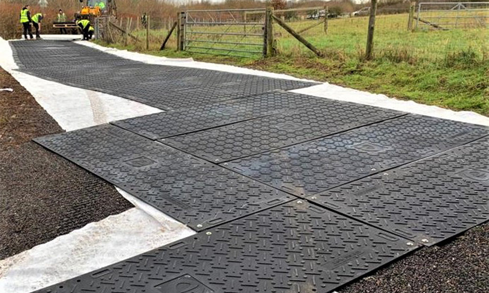 EnviroMat Access Track Protects Gravel Pavers | GroundGuards